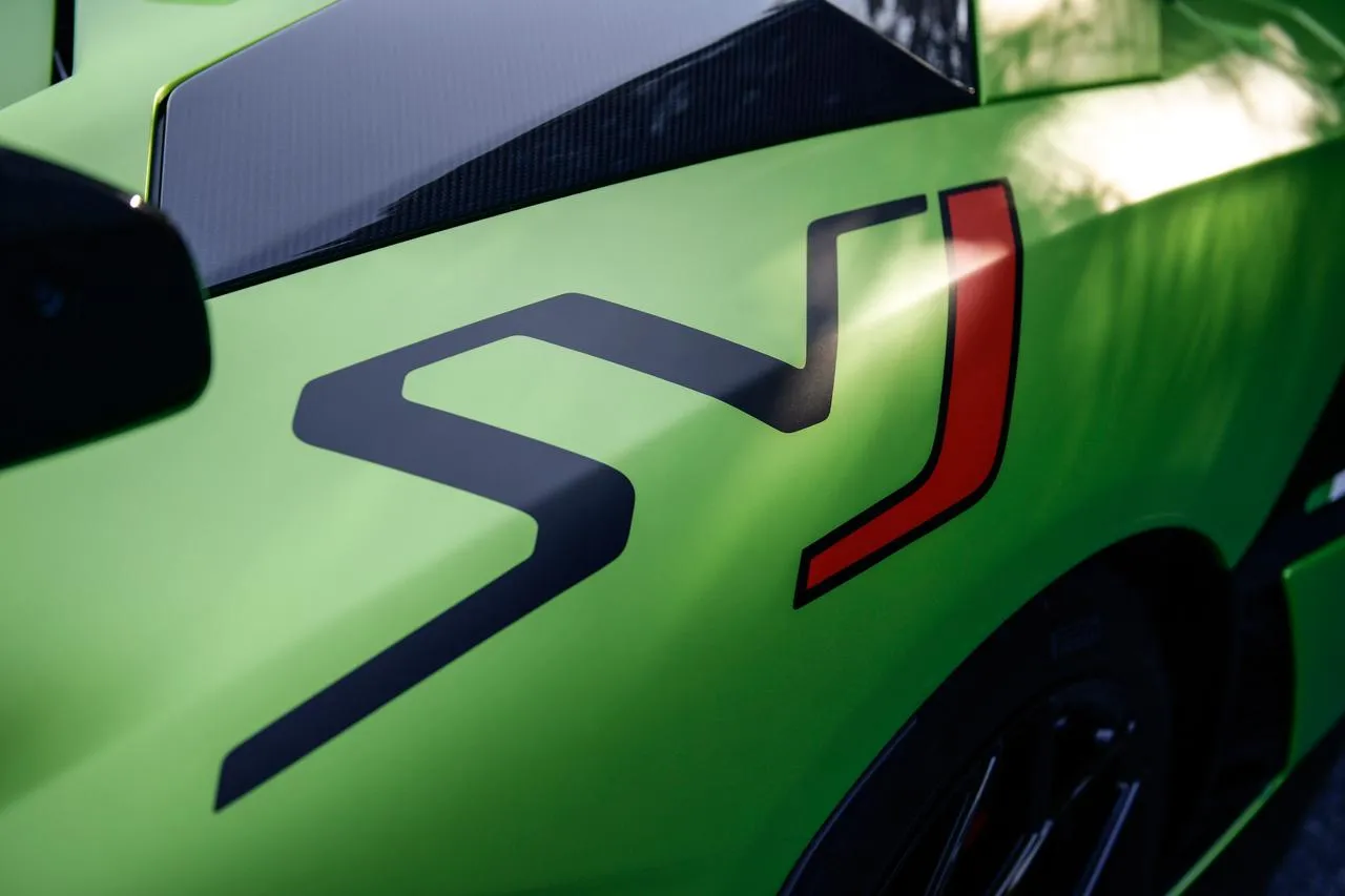 ランボルギーニアヴェンタドール全モデルの価格をご紹介！ - SANE CARS BLOG