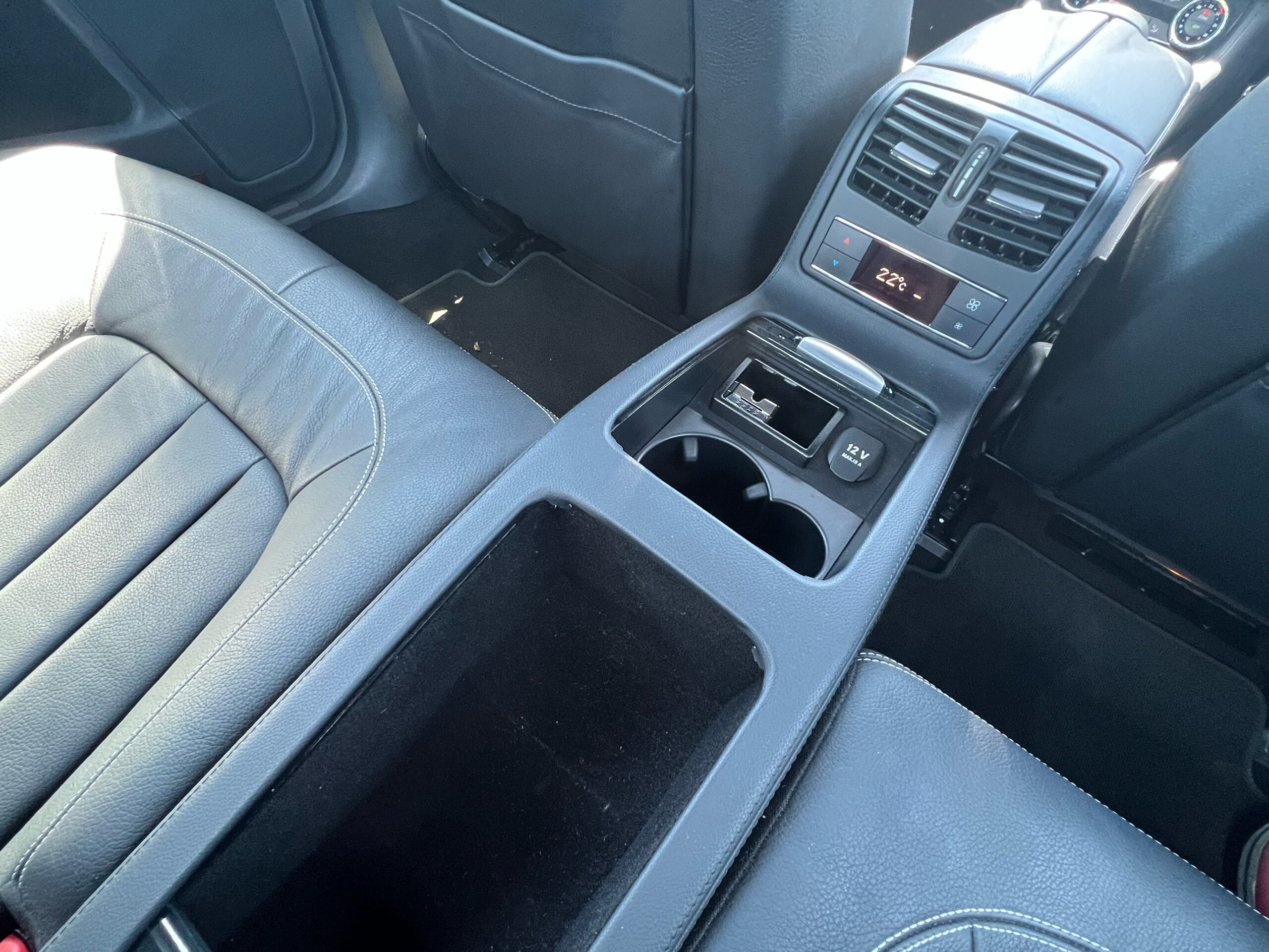 【試乗レポート】メルセデスベンツCLS350に乗った感想をご紹介！ - SANE CARS BLOG